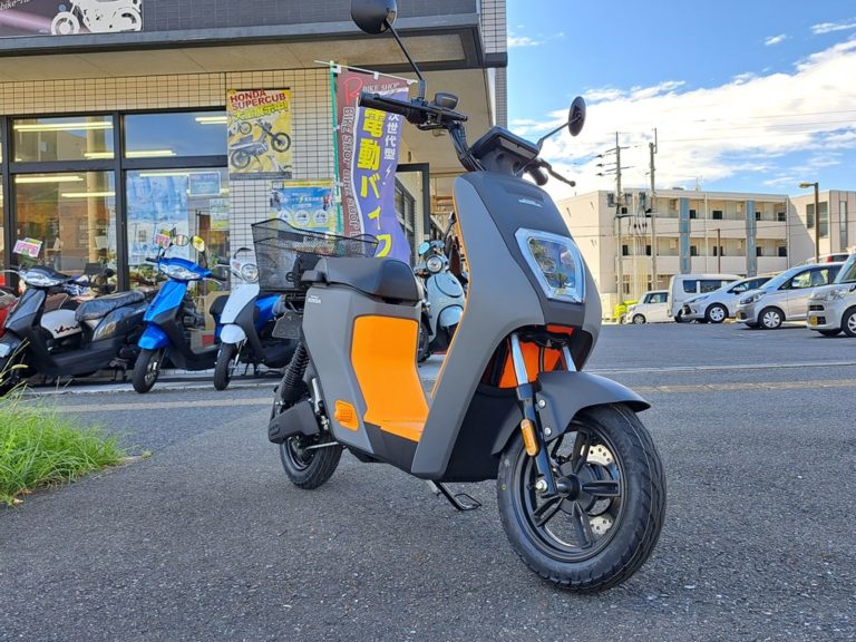 HONDA U-be Youth Edition 電動スクーター！！ | バイクショップRIZE[ライズ] 福岡市西区 九大伊都キャンパス向かって左